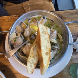 SALTY GIRLS - SEQUIM SEAFOOD - Updated June 2025 - 457 Photos & 466 ...