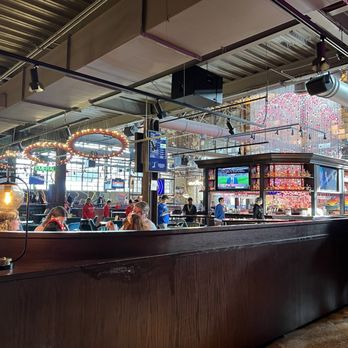 PUTTSHACK - ST. LOUIS - Updated November 2024 - 338 Photos & 131 ...