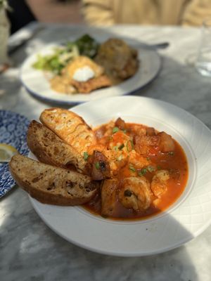 BLUE DOOR KITCHEN & GARDEN - 784 Photos & 571 Reviews - 52 W Elm St ...