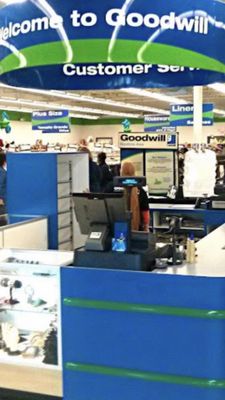 GOODWILL STORE & DONATION CENTER - Updated August 2025 - 25 Photos & 16 ...