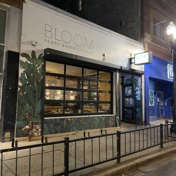 BLOOM PLANT BASED KITCHEN - Updated December 2024 - 905 Photos & 311 ...