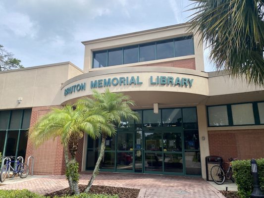 BRUTON MEMORIAL LIBRARY - Updated August 2025 - 21 Photos - 302 W ...