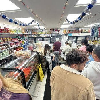 PINOLANDIA - Updated December 2025 - 255 Photos & 374 Reviews - 119 NW ...