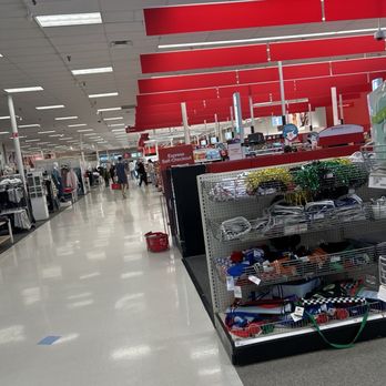 TARGET - Updated August 2025 - 656 Photos & 481 Reviews - 298 W ...