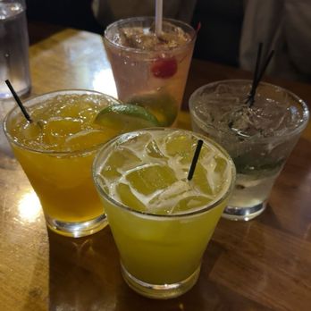 3 MONKEYS BAR & GRILL - Updated May 2024 - 274 Photos & 353 Reviews ...