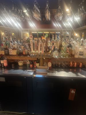 THE BADGER’S DEN - Updated March 2025 - 28 Photos & 40 Reviews - 1245 ...