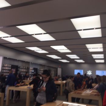 APPLE STORE - CALGARY - Updated December 2025 - 30 Photos & 76 Reviews ...