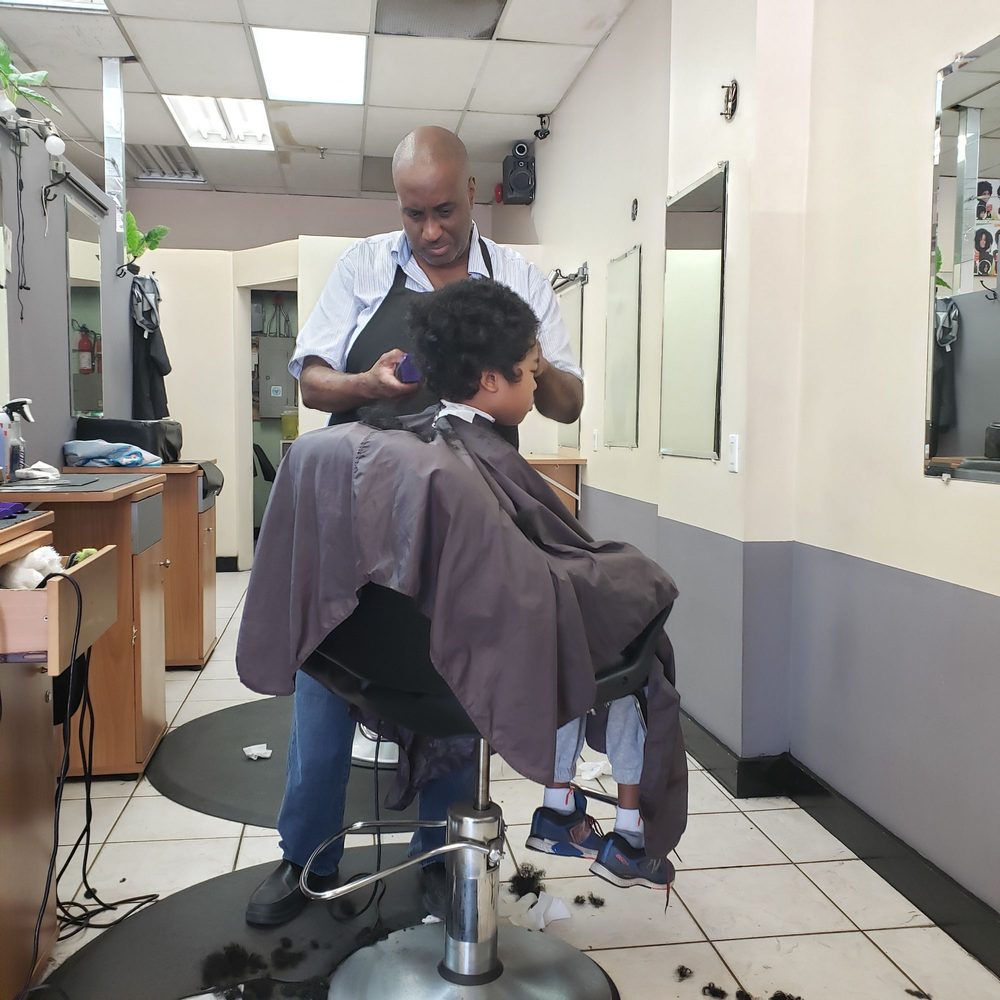 CUT CREATOR - 31 Tapscott Road, Scarborough, Ontario, Canada - Beauty ...