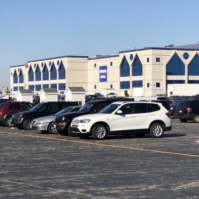 ALLSTATE ARENA - 485 Photos & 362 Reviews - 6920 N Mannheim Rd ...