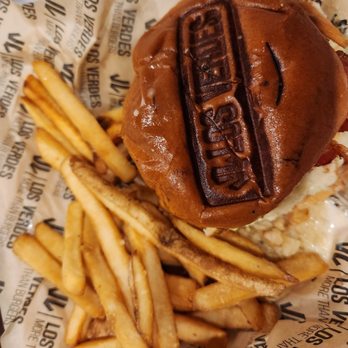 LOS VERDES 88 - Updated November 2024 - 52 Photos & 38 Reviews - 9135 ...