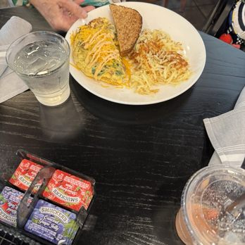 KINGSIDE DINER - Updated September 2025 - 610 Photos & 493 Reviews ...