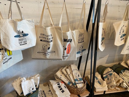 SNOOPY’S SURF SHOP - Updated August 2025 - 99 Photos & 32 Reviews ...