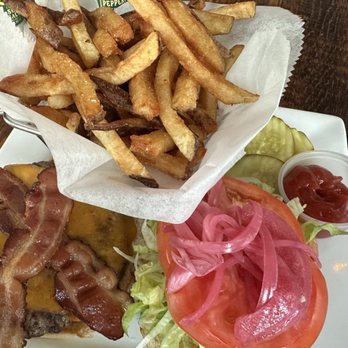 PUBLIC KITCHEN READING - Updated December 2025 - 33 Photos & 44 Reviews ...