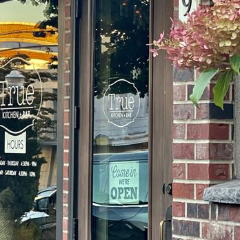 TRUE KITCHEN + BAR - Updated December 2025 - 365 Photos & 363 Reviews ...