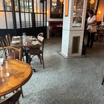 PASTIS - Updated June 2025 - 451 Photos & 188 Reviews - 1323 4th St NE ...