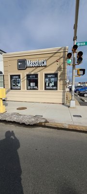 MASSLOCK - Updated May 2026 - 25 Photos & 53 Reviews - 285 Main St ...
