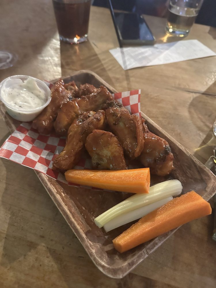 MADISON AVENUE PUB & RESTAURANT - 53 Photos & 177 Reviews - 14 Madison ...