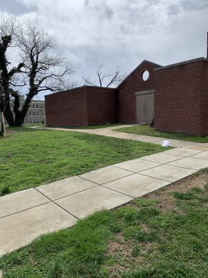 EASTERN HIGH SCHOOL - Updated January 2026 - 10 Photos - 1700 E Capitol ...