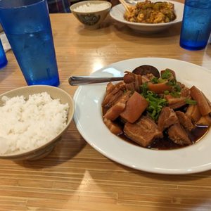 UTAGE RESTAURANT & LOUNGE - 1401 Photos & 449 Reviews - 1286 Kalani St ...