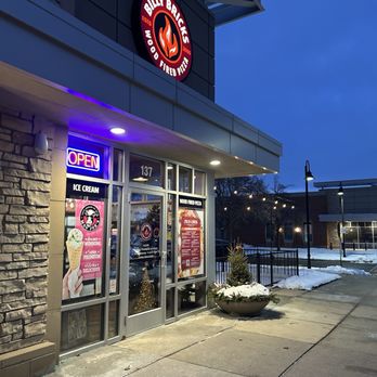 BILLY BRICKS - NAPERVILLE - Updated May 2026 - 390 Photos & 273 Reviews ...