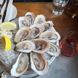 PEARL DIVER - 1180 Photos & 627 Reviews - 100 Adelaide Street E ...