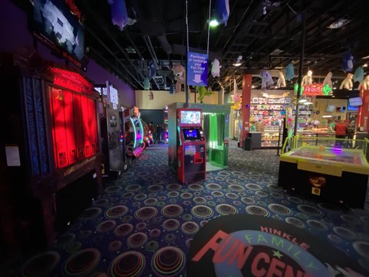 HINKLE FUN CENTER - 86 Photos & 86 Reviews - 12931 Indian School Rd NE ...