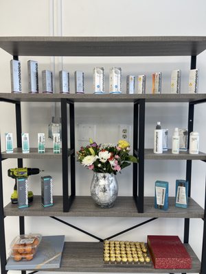 PARADISE THREADING & SPA - Updated October 2025 - 13 Photos - 10121 Evergreen Way, Everett ...