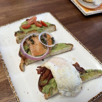 MADRES BRUNCH - Updated May 2024 - 843 Photos & 403 Reviews - 8015 ...