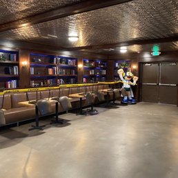 WINDMILL FOOD HALL - Updated February 2025 - 1640 Photos & 644 Reviews ...