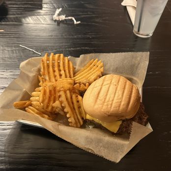 THE TERMINAL PUBLIC HOUSE - Updated May 2024 - 112 Photos & 67 Reviews ...