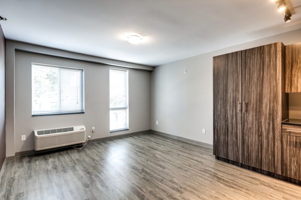 THE 501 - Updated July 2025 - 149 Photos - 501 W Franklin Street ...