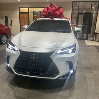 LEXUS OF LEXINGTON - Updated December 2025 - 21 Photos & 38 Reviews ...