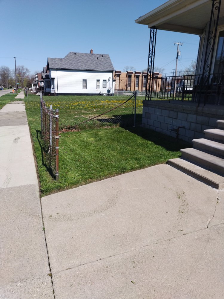 PRO HAUL AWAY - Updated January 2025 - 22 Photos - Detroit, Michigan ...