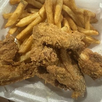 CAPTAIN HOOK - Updated January 2026 - 58 Photos & 16 Real Reviews ...