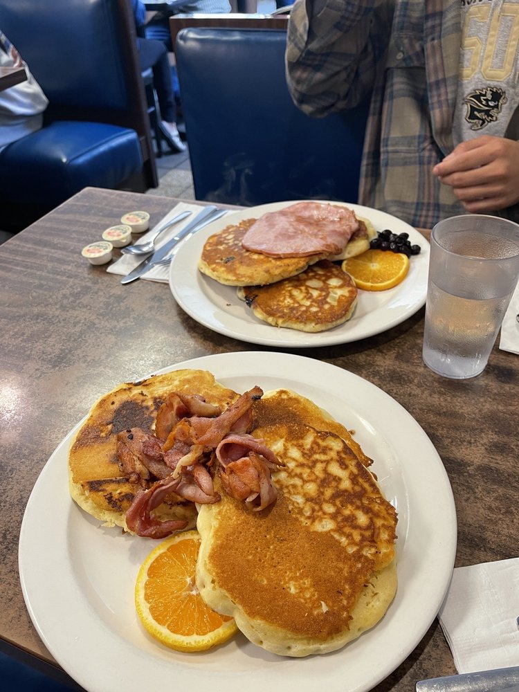 THE NOOK DINER - Updated October 2024 - 25 Photos & 29 Reviews - 43 ...