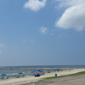 PORRETTO BEACH - 17 Photos & 10 Reviews - 10th & Seawall Blvd ...