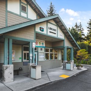 MERCER ISLAND LIBRARY - Updated 05/2025 - 14 Photos & 13 Reviews - 4400 ...