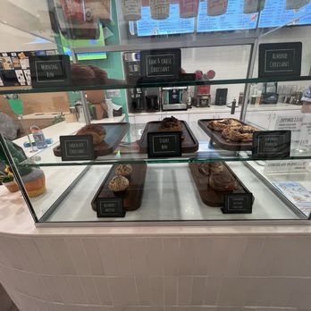 OHOO - Updated January 2025 - 115 Photos & 84 Reviews - 2627 Foothill ...