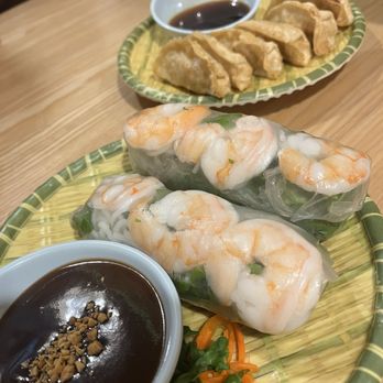 PHO PLUS - Updated November 2024 - 62 Photos & 44 Reviews - 820 E 116th ...