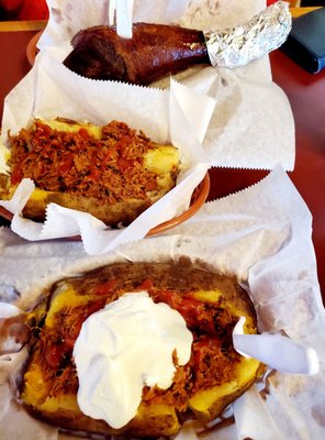 THE LOOSE CABOOSE - 83 Photos & 104 Reviews - 26403 1/2 Preston Ave ...