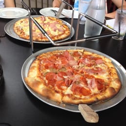 MANOLI’S PIZZA COMPANY - Updated November 2025 - 553 Photos & 871 ...