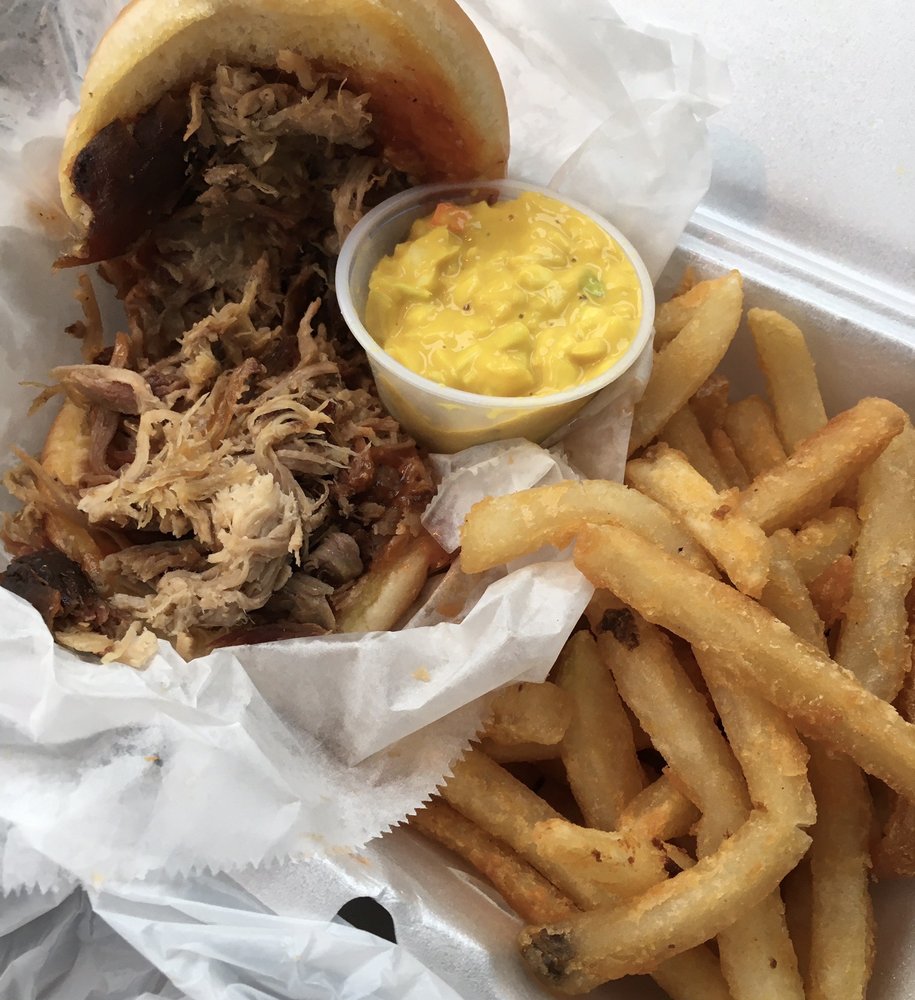 RILEY’S SMOKEHOUSE - Updated October 2024 - 18 Reviews - 904 E Deyoung ...
