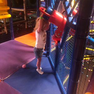 OASIS FAMILY FUN CENTER - 60 Photos & 57 Reviews - 35 Lacrue Ave, Glen ...