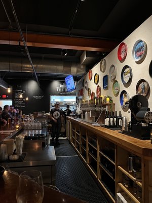 THE BINE BEER & FOOD - Updated December 2025 - 409 Photos & 465 Reviews ...