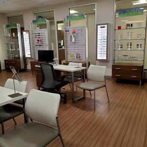 ASSOCIATED EYE CARE - Updated December 2025 - 38 Reviews - 2950 Curve ...