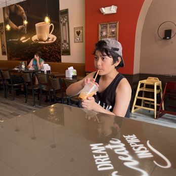 THE RED LINE CAFE - Updated December 2025 - 132 Photos & 275 Reviews ...