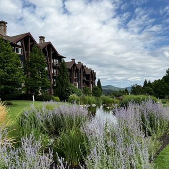 GRAND CASCADES LODGE - Updated May 2025 - 321 Photos & 256 Reviews - 3 ...