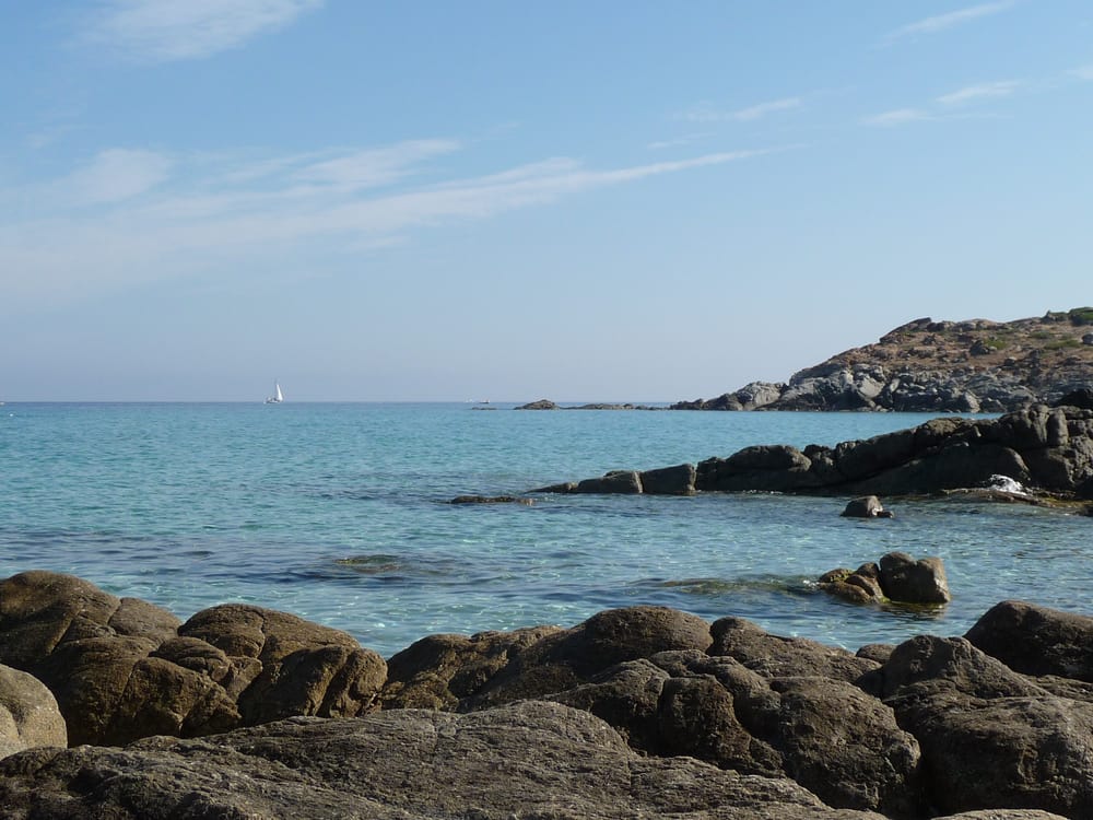 PLAGE - CRIQUES L’ILE ROUSSE - L'Île Rousse, Haute-Corse, France ...