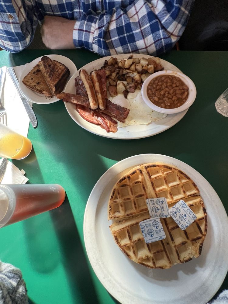 THE COUNTRY KITCHEN - Updated March 2024 - 23 Photos & 57 Reviews - 18 ...