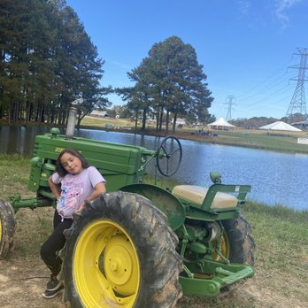 HOLDER HILL FARM - Updated December 2025 - 48 Photos & 15 Reviews ...